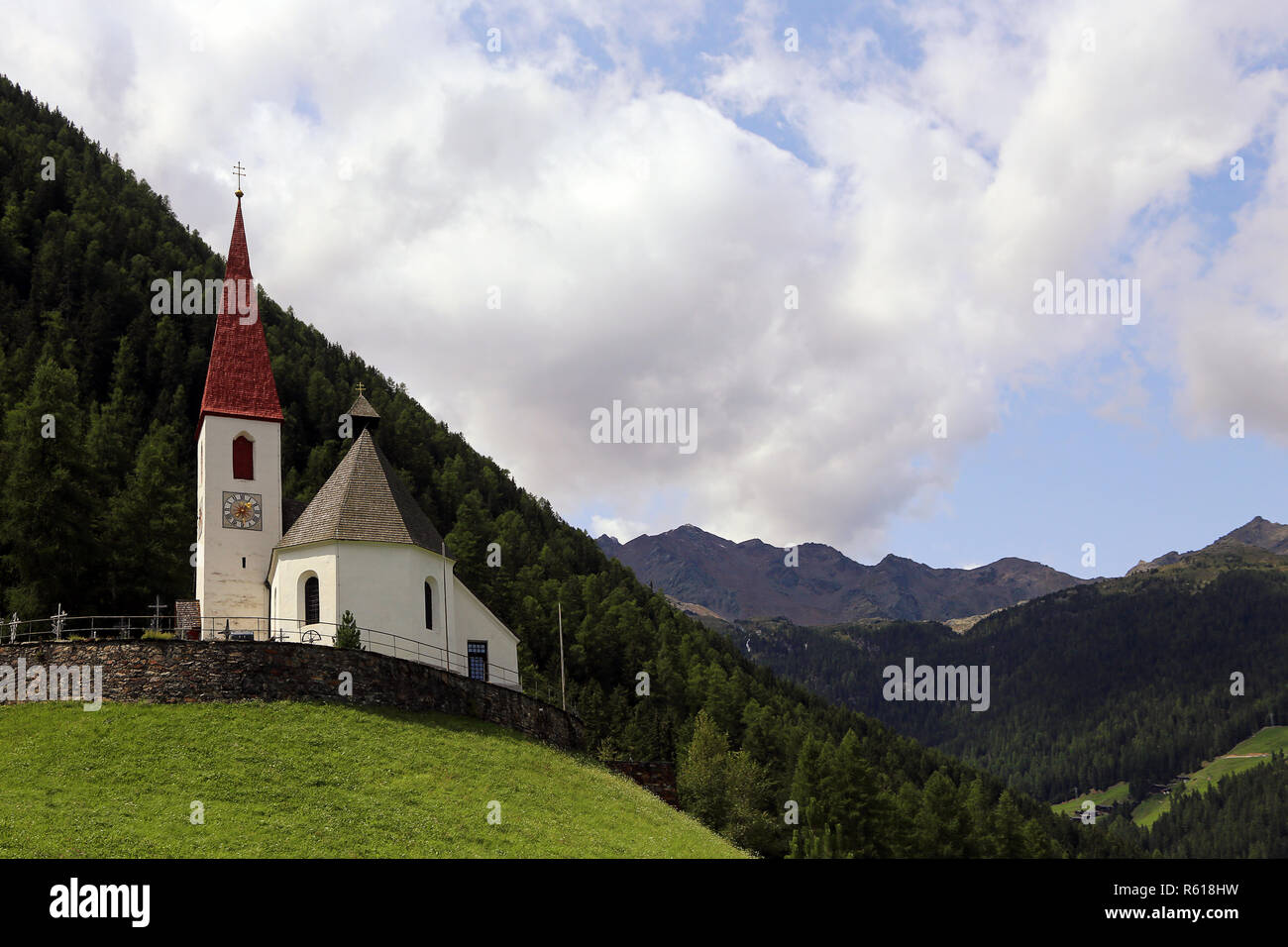 Sankt gertraud kirche -Fotos und -Bildmaterial in hoher Auflösung – Alamy