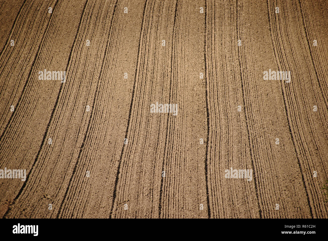 Parallele furchen -Fotos und -Bildmaterial in hoher Auflösung – Alamy
