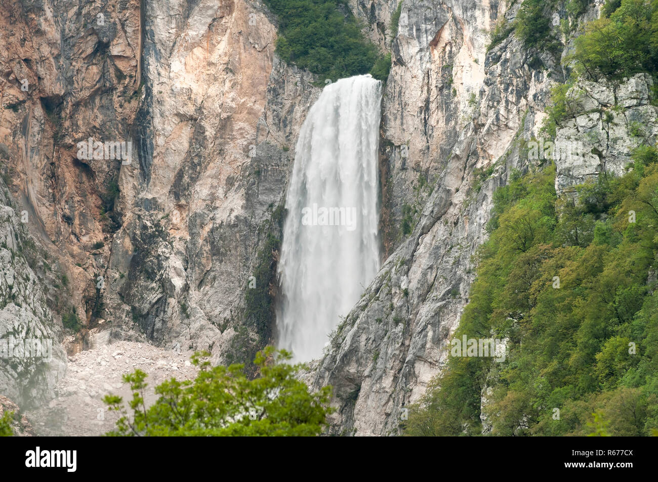 Boka Fall Stockfotos und -bilder Kaufen - Alamy