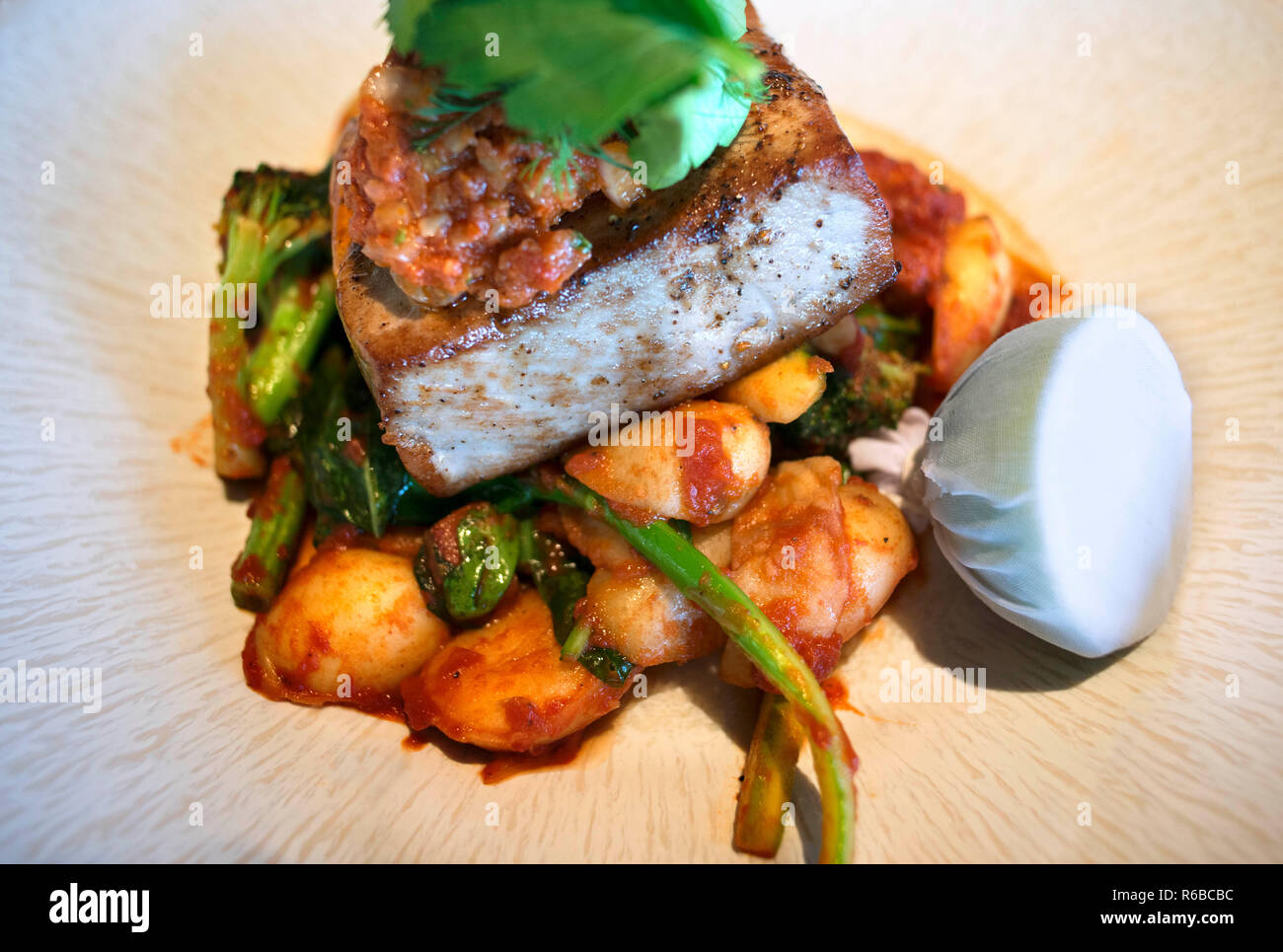 Traditionelle typische gerichte -Fotos und -Bildmaterial in hoher ...