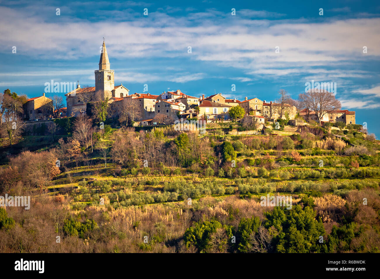 Church croatia istria groznjan -Fotos und -Bildmaterial in hoher ...