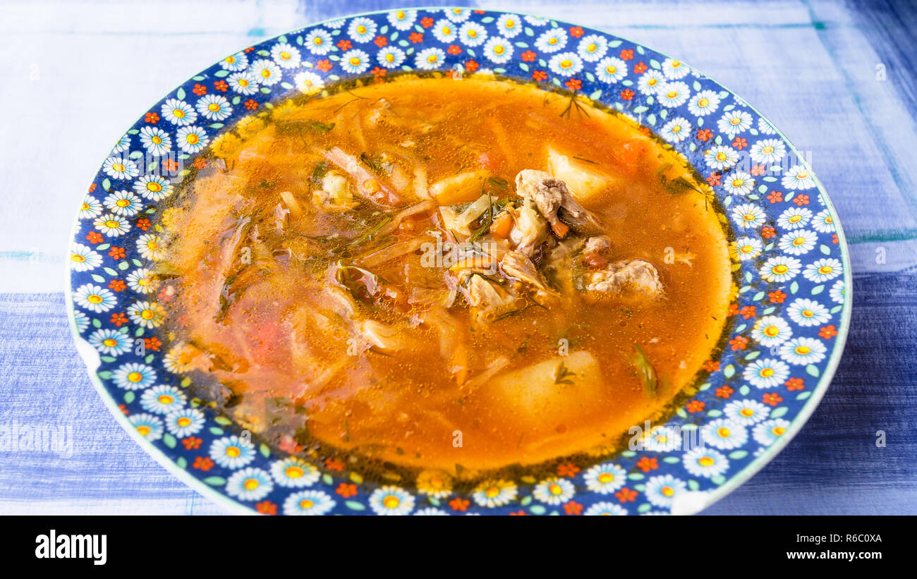 Schtschi - russische Kohlsuppe Stockfotografie - Alamy