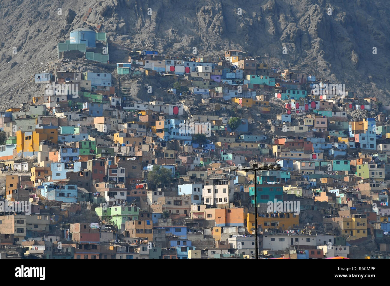 Peru slum peru armut -Fotos und -Bildmaterial in hoher Auflösung – Alamy