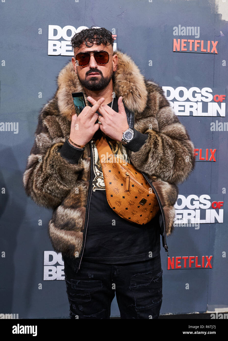 Berlin, Deutschland. 06 Dez, 2018. Der rapper Haftbefehl kommt ins Kino ...