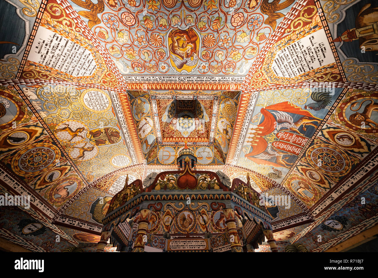 Polychrome malerei -Fotos und -Bildmaterial in hoher Auflösung – Alamy