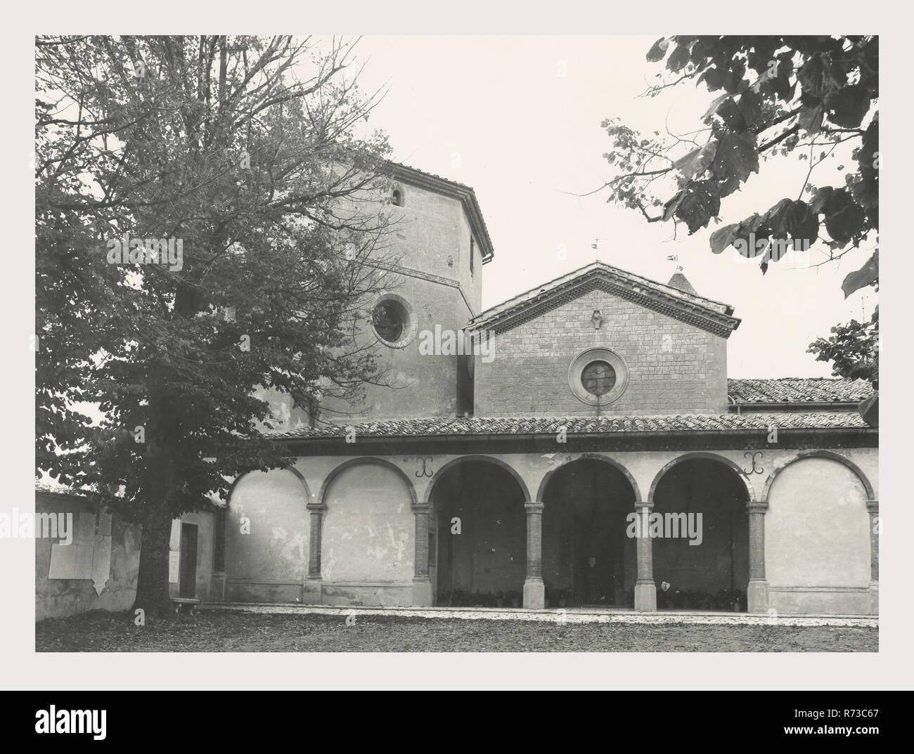 Die Madonna und Das Kind Mit Dem Taufboten Stockfotos und -bilder Kaufen - Alamy