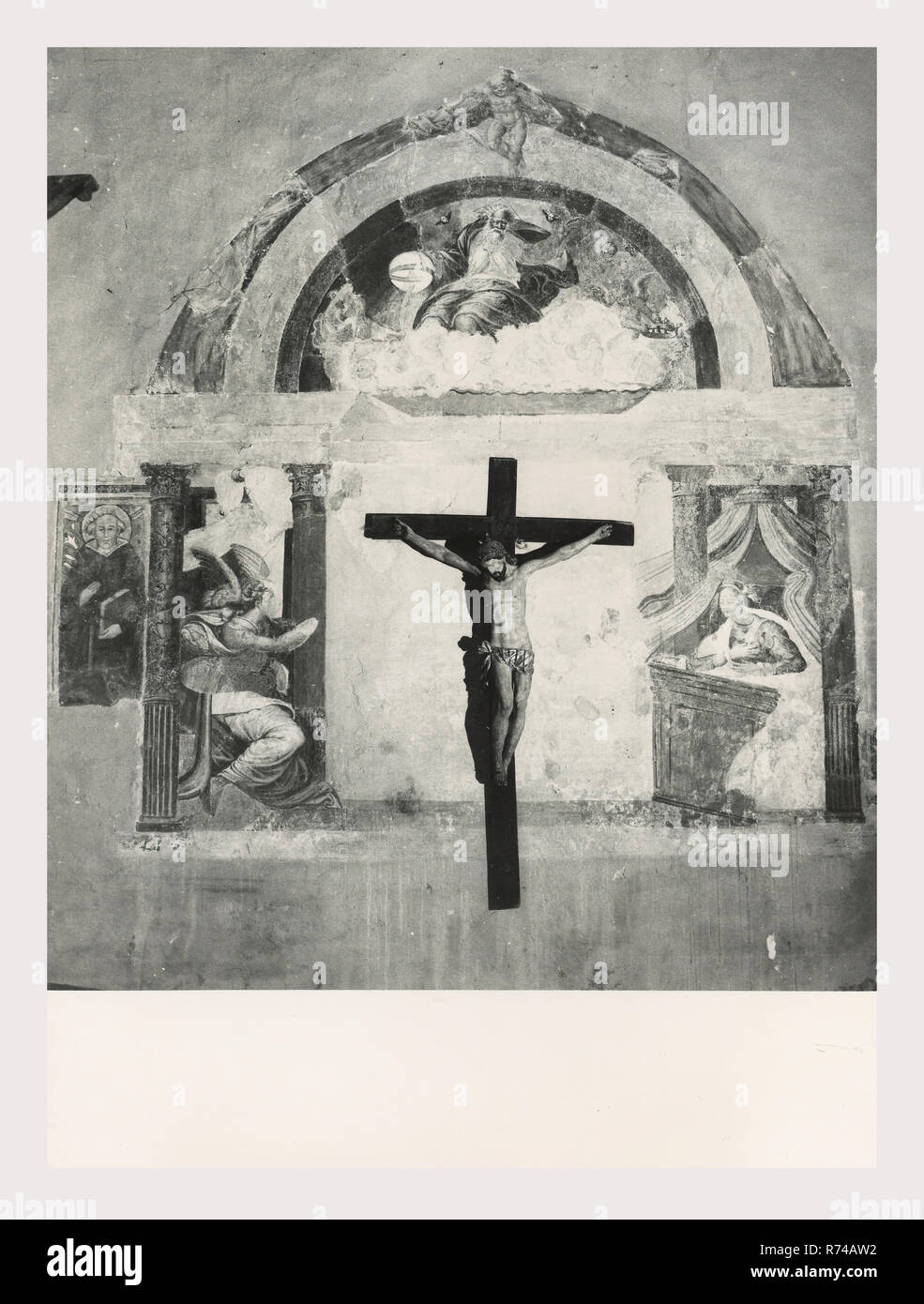 Kreuzigungen -Fotos und -Bildmaterial in hoher Auflösung – Alamy