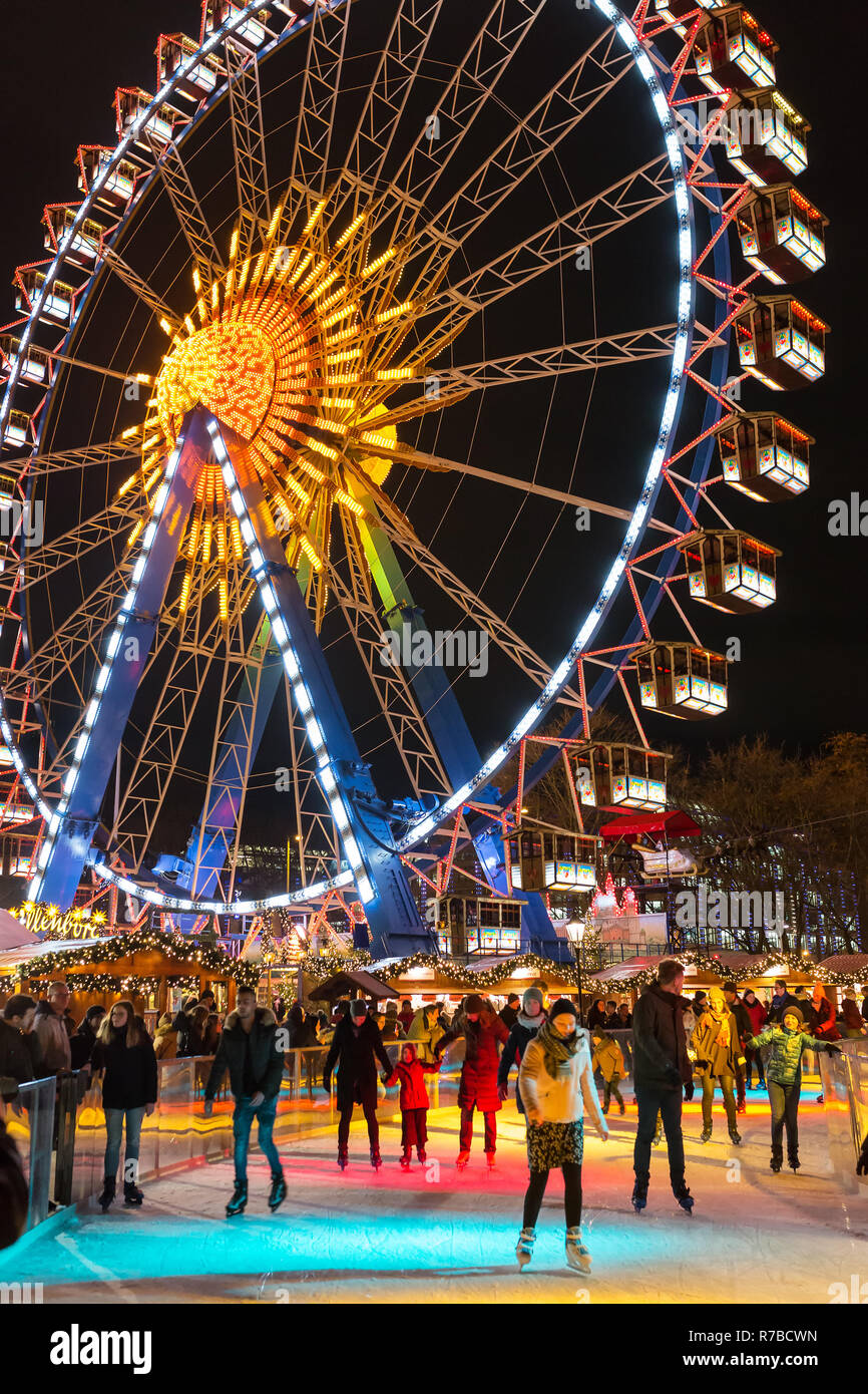 Berliner weihnachtsmarkt riesenrad -Fotos und -Bildmaterial in hoher ...