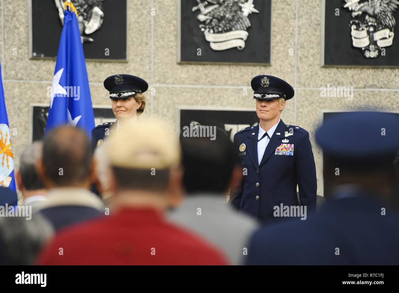 Generalleutnant Michelle Johnson, Air Force Academy Betriebsleiter ...