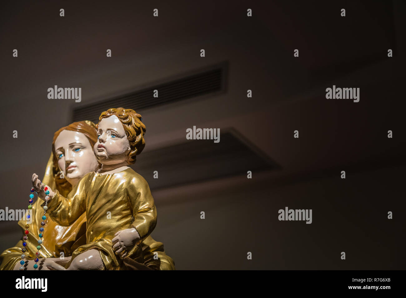 Madonna mit dem gesegneten kind -Fotos und -Bildmaterial in hoher Auflösung - Seite 4 - Alamy