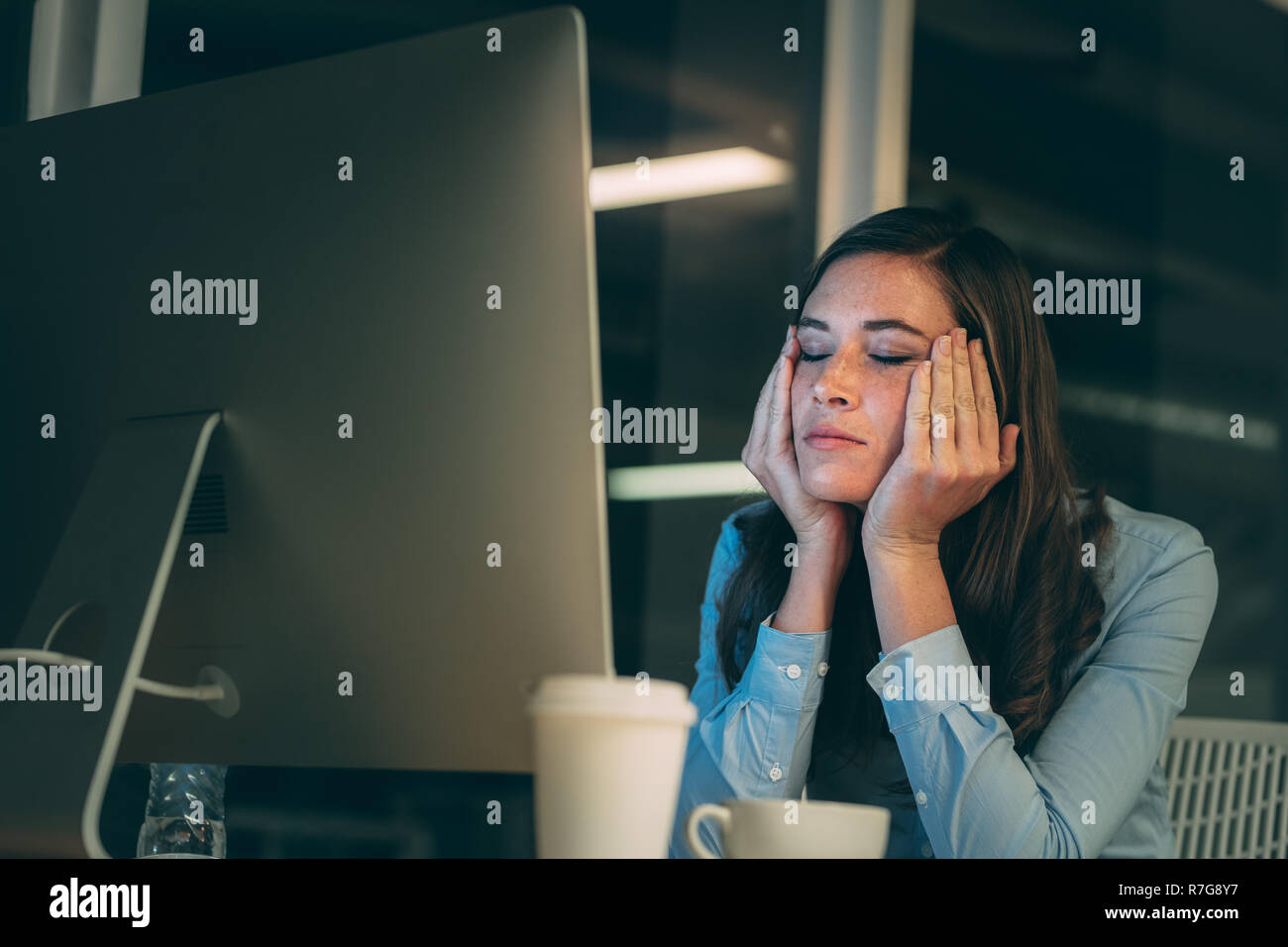 Vor computer -Fotos und -Bildmaterial in hoher Auflösung – Alamy