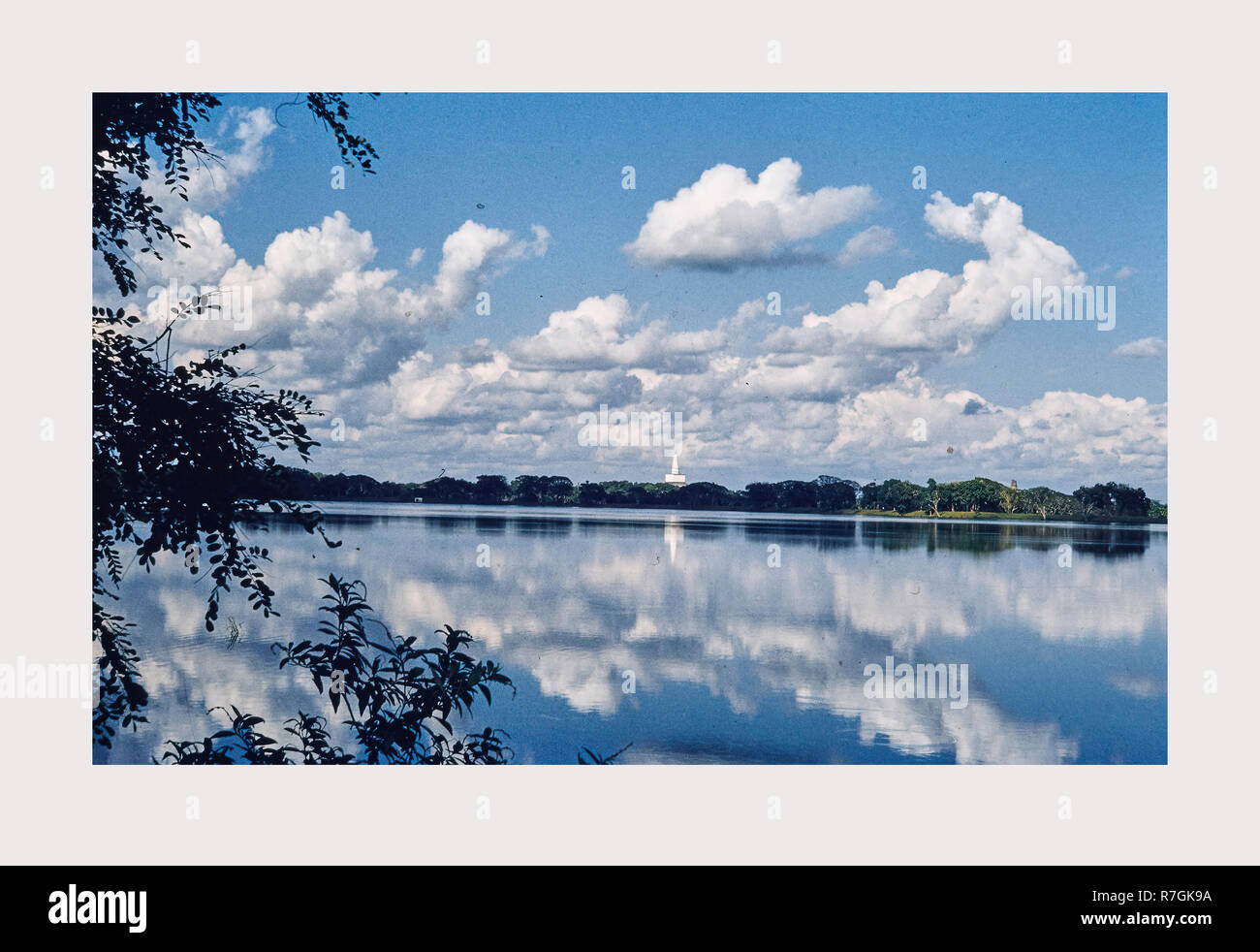 Tissa wewa anuradhapura -Fotos und -Bildmaterial in hoher Auflösung – Alamy