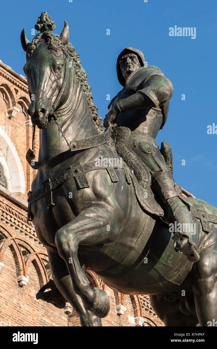 Condottiero bartolomeo colleoni -Fotos und -Bildmaterial in hoher ...