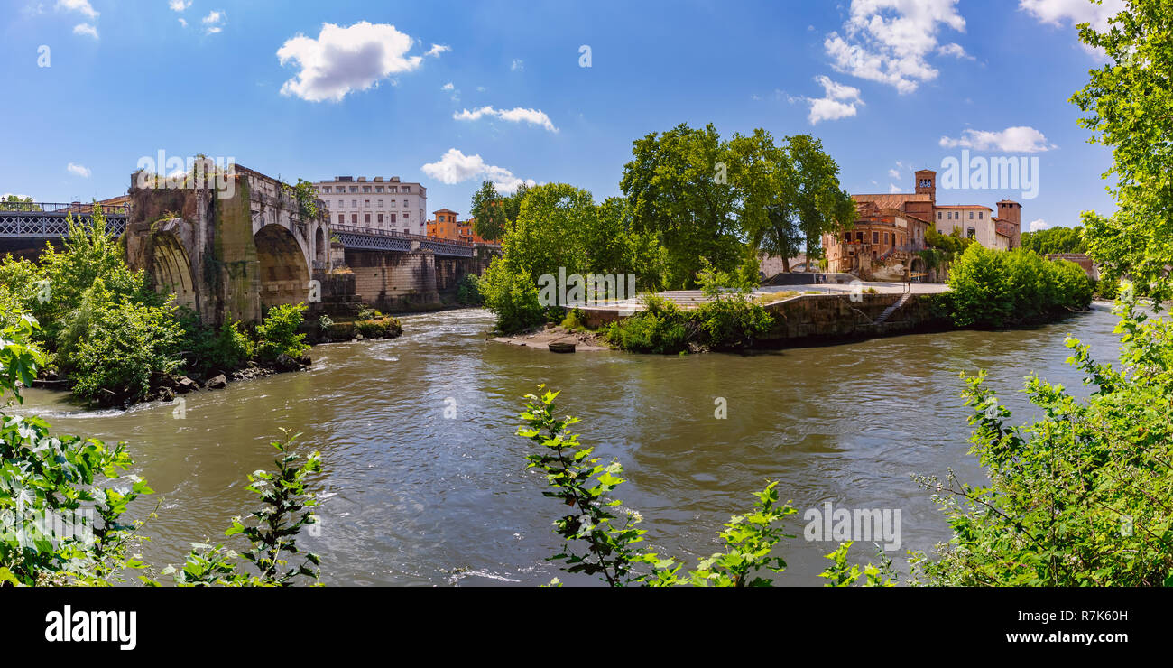 Tiber insel ponte fabricio isola tiberina -Fotos und -Bildmaterial in ...