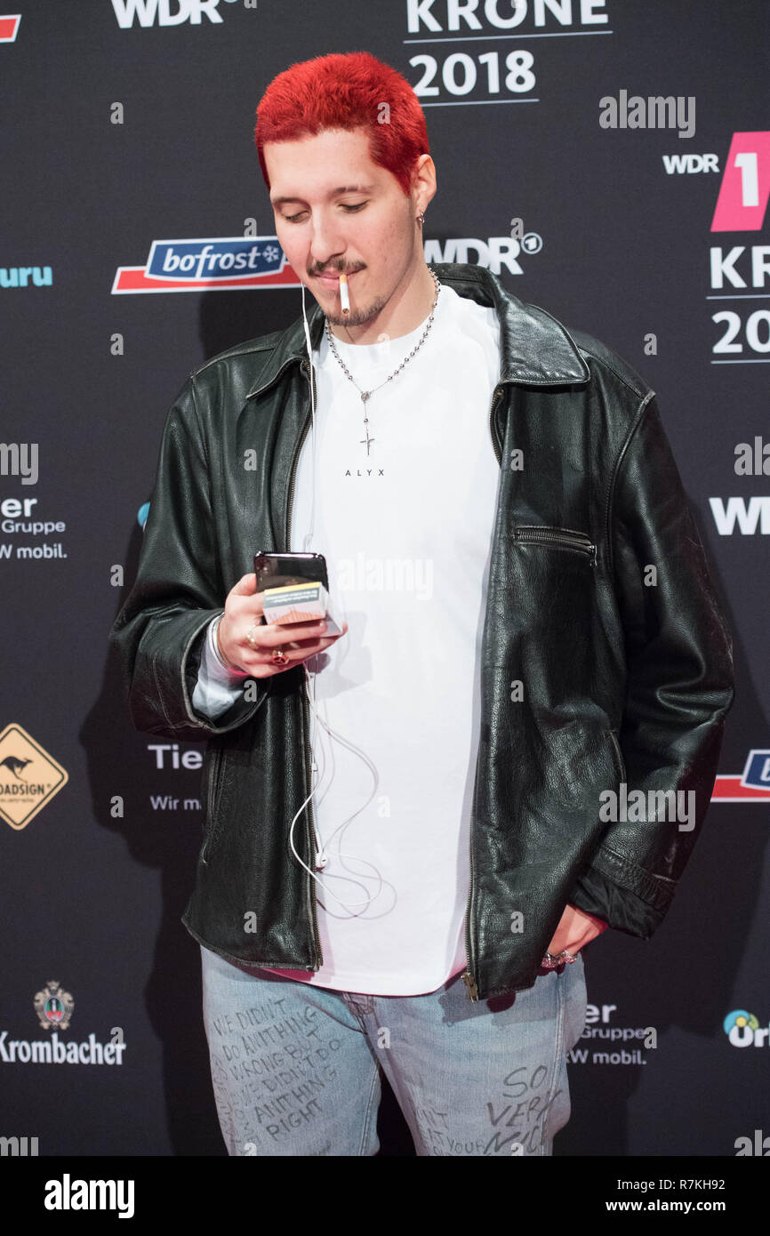 Renato SIMUNOVIC (RIN), Rapper, Musiker, Sänger, Sängerin, halb Bild ...