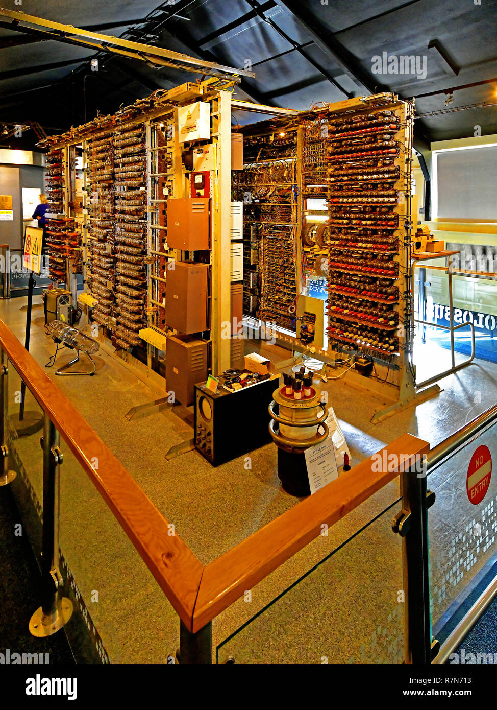 Der Koloss Code breaking Computer in Bletchley Park Museum von Code und ...