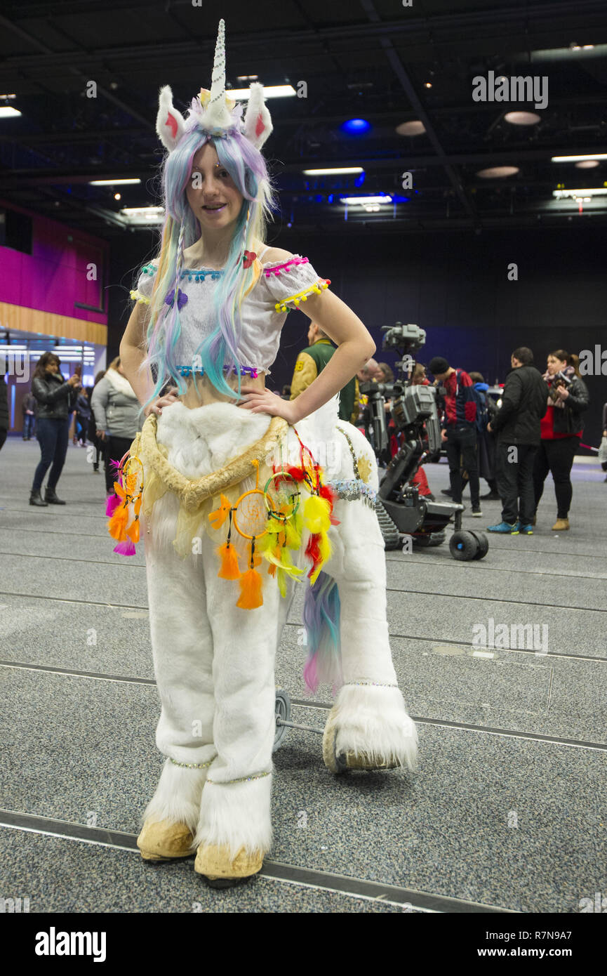 Akteure aus der beliebten TV-Programme in den 80er Jahren nehmen an der ...