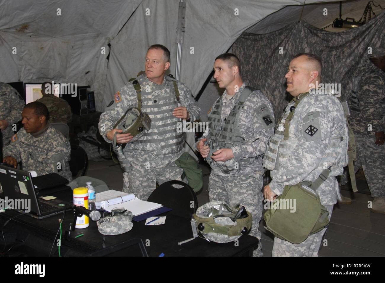 411th engineer brigade -Fotos und -Bildmaterial in hoher Auflösung – Alamy