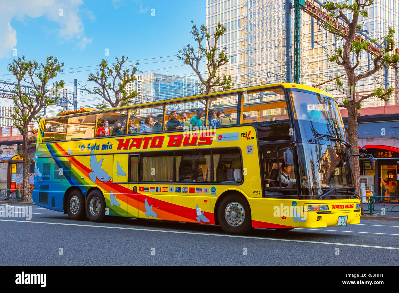 Tour bus tokyo japan -Fotos und -Bildmaterial in hoher Auflösung – Alamy