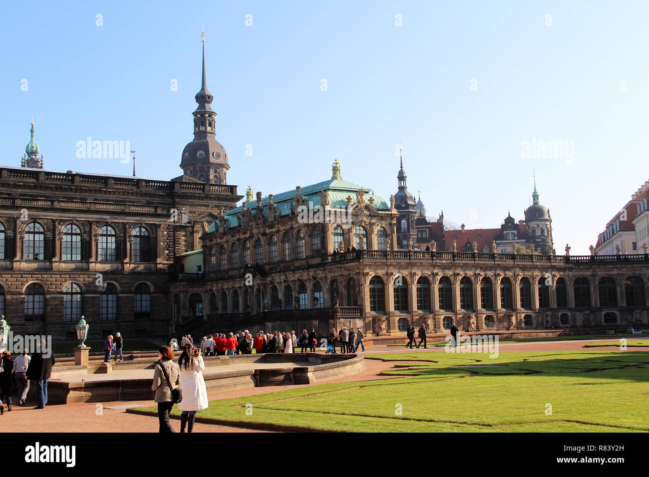 Dresden schloss im stadtpark -Fotos und -Bildmaterial in hoher ...