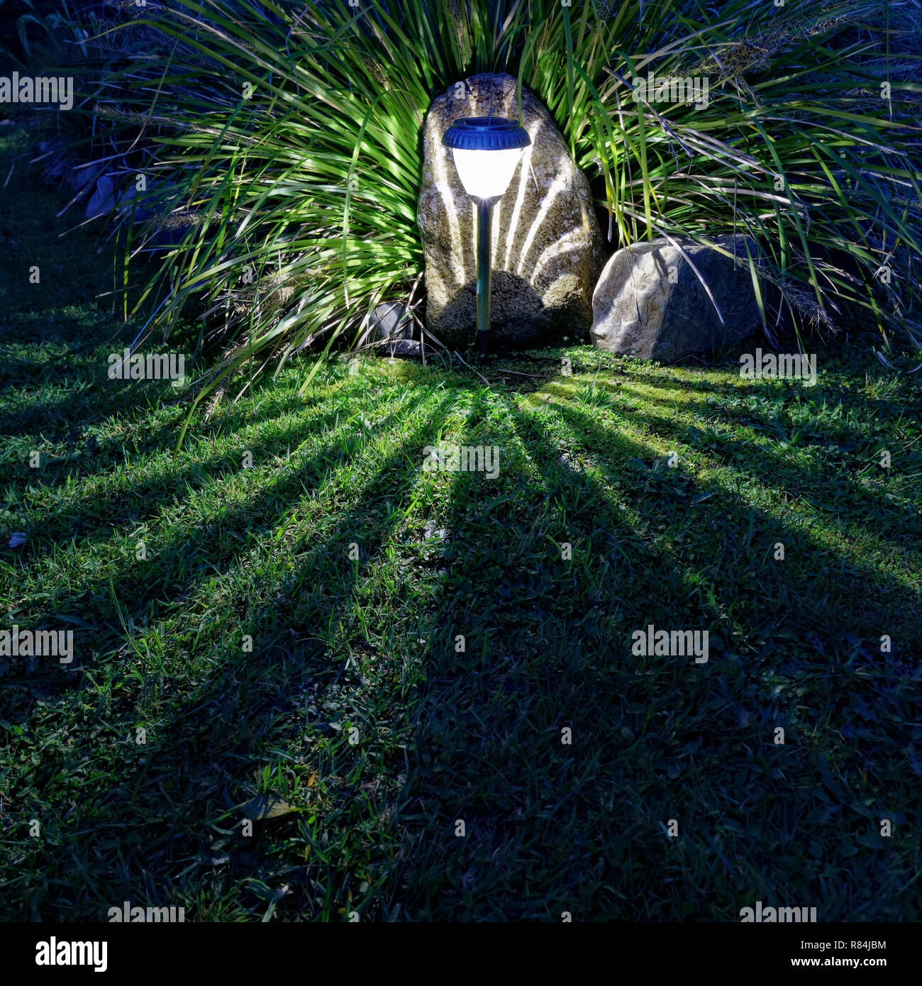 Strahl oder licht -Fotos und -Bildmaterial in hoher Auflösung – Alamy