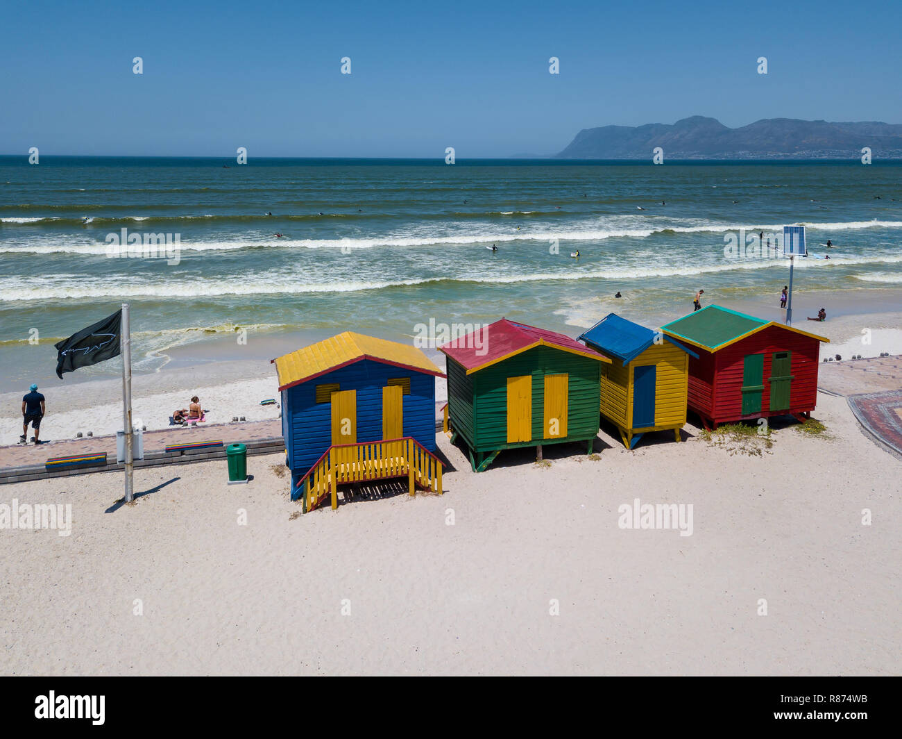 Muizenberg beach -Fotos und -Bildmaterial in hoher Auflösung – Alamy