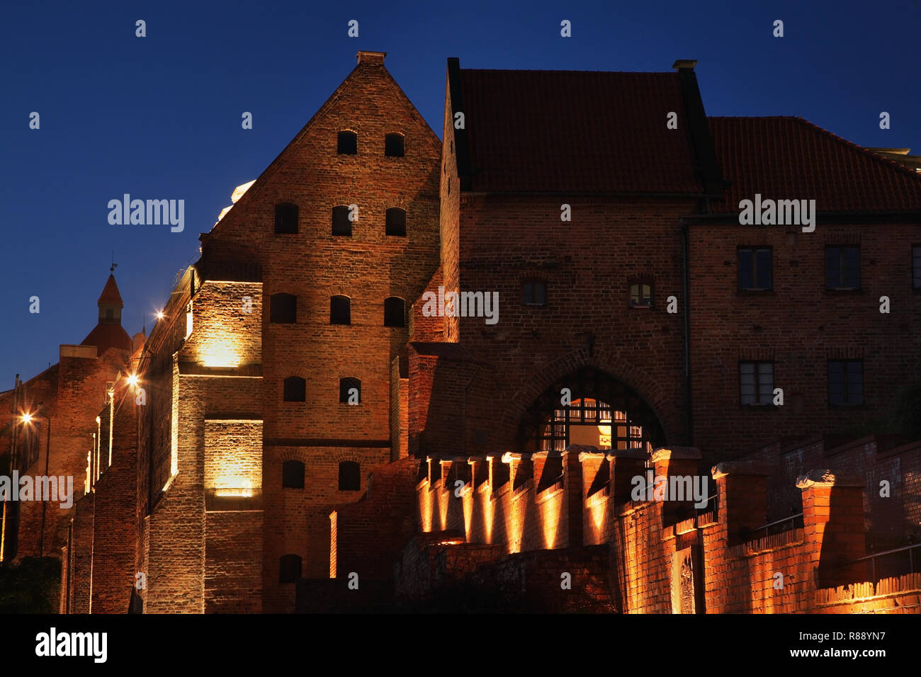 Brama wodna -Fotos und -Bildmaterial in hoher Auflösung – Alamy