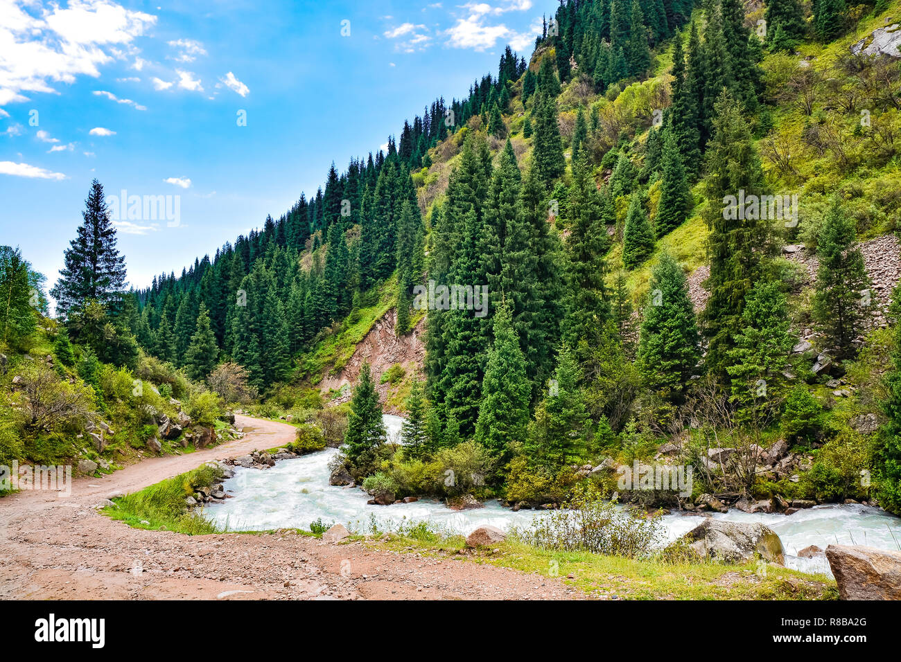 Kyrgyzstan issyk kul -Fotos und -Bildmaterial in hoher Auflösung – Alamy
