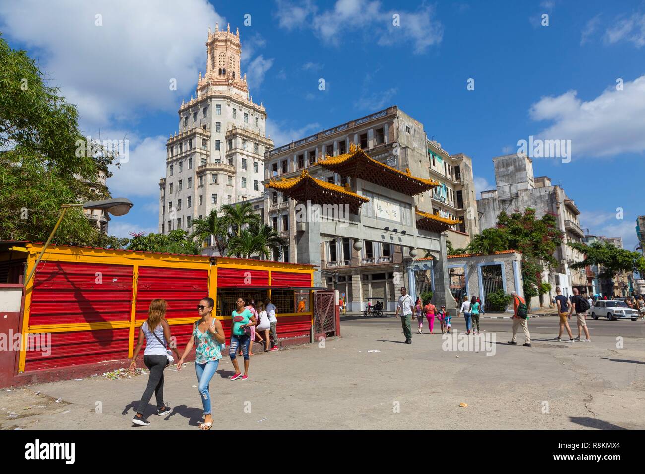 Calle dragones -Fotos und -Bildmaterial in hoher Auflösung – Alamy