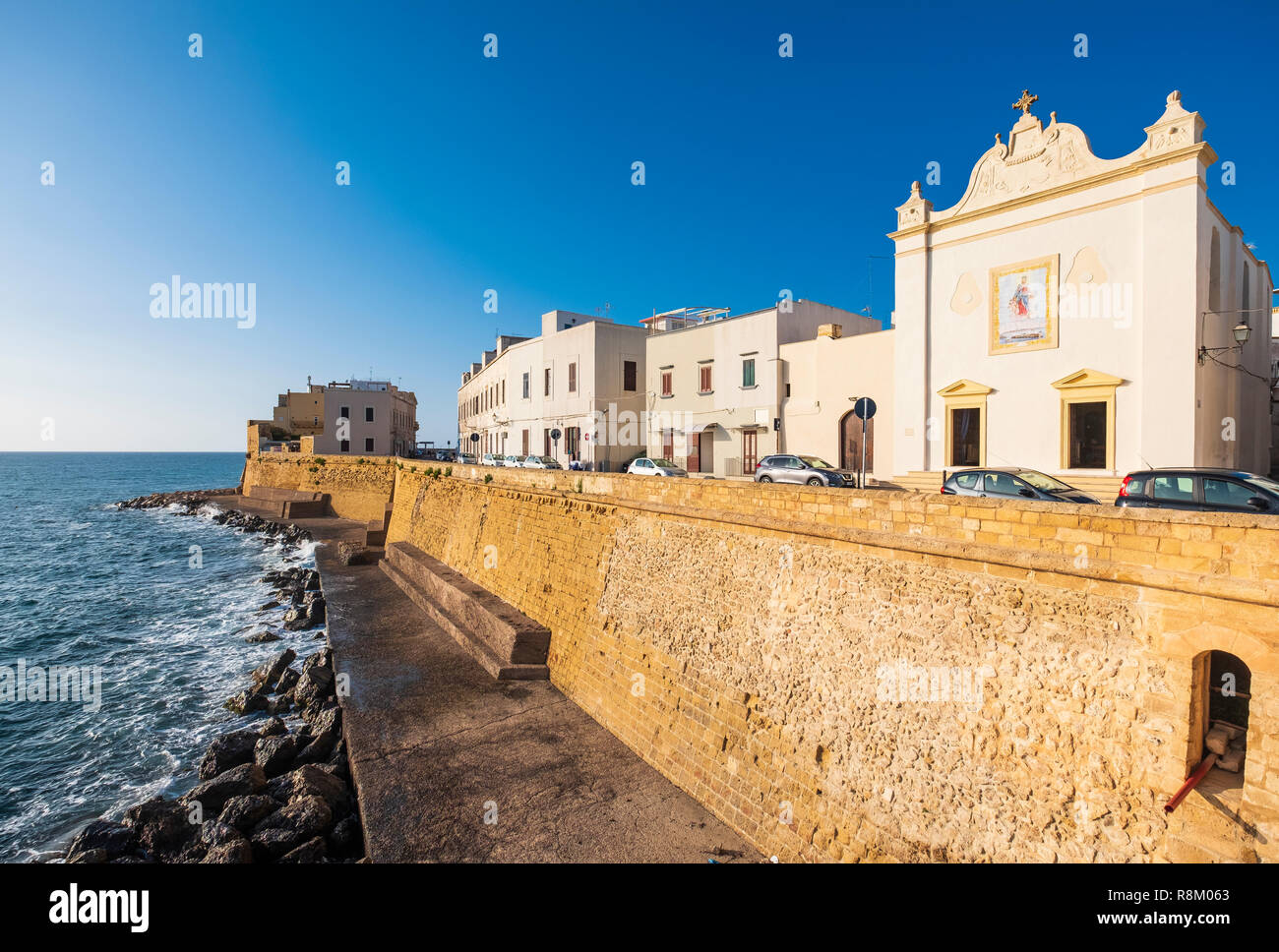 Italien, Apulien, Salento, Gallipoli, das historische Zentrum, der ...