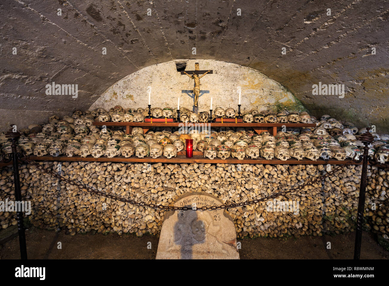 Die knochenkirche -Fotos und -Bildmaterial in hoher Auflösung – Alamy