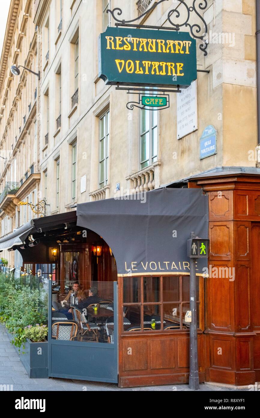 Cafe paris voltaire -Fotos und -Bildmaterial in hoher Auflösung – Alamy