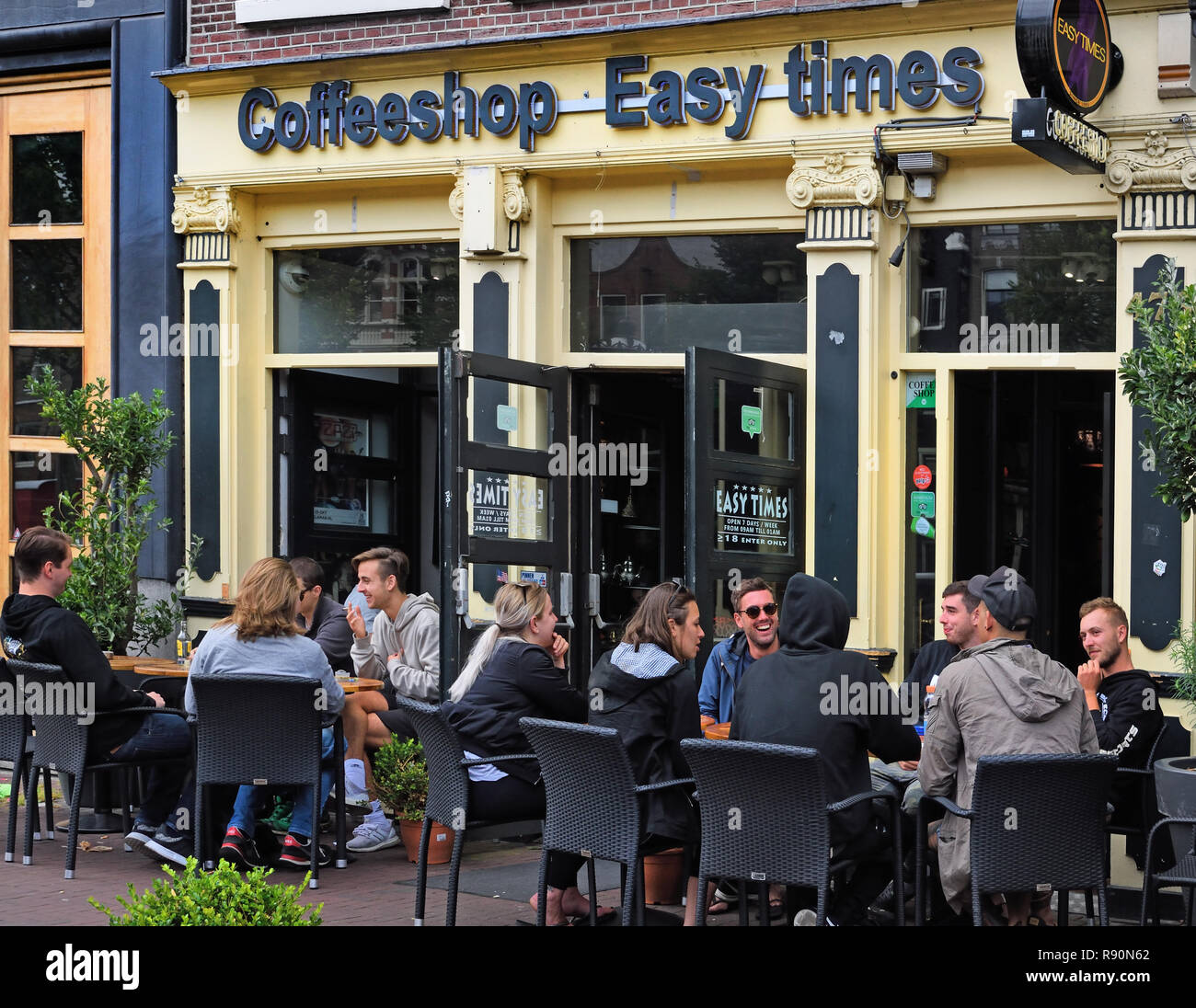 Coffeeshop amsterdam -Fotos und -Bildmaterial in hoher Auflösung – Alamy