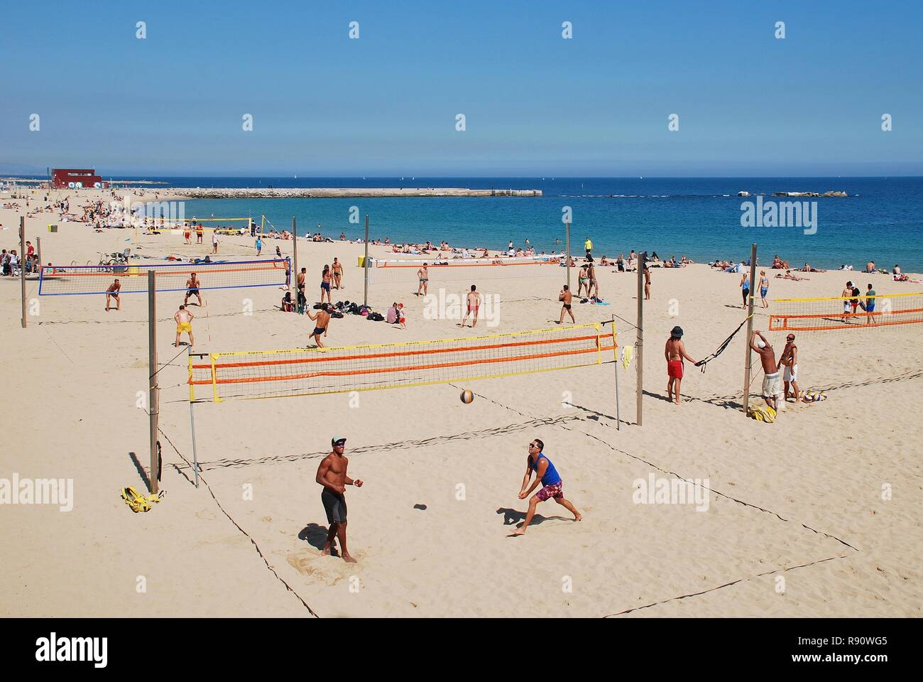 Volley ball -Fotos und -Bildmaterial in hoher Auflösung – Alamy