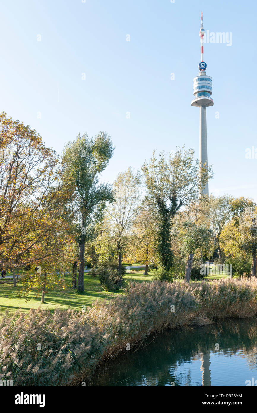 Der Donauturm, Donauturm, Wien Österreich Stockfotografie - Alamy