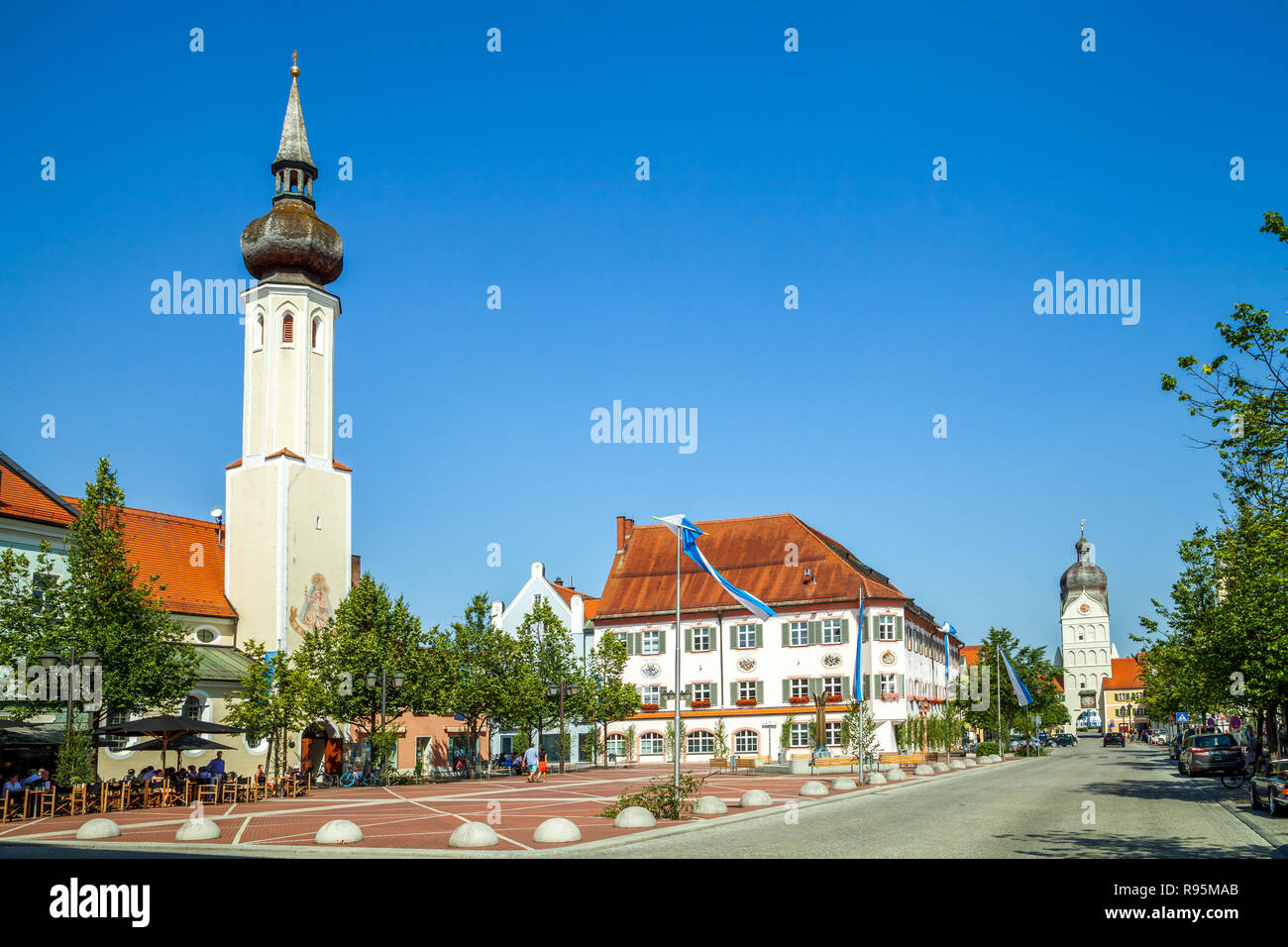 Erdinger rathaus -Fotos und -Bildmaterial in hoher Auflösung – Alamy