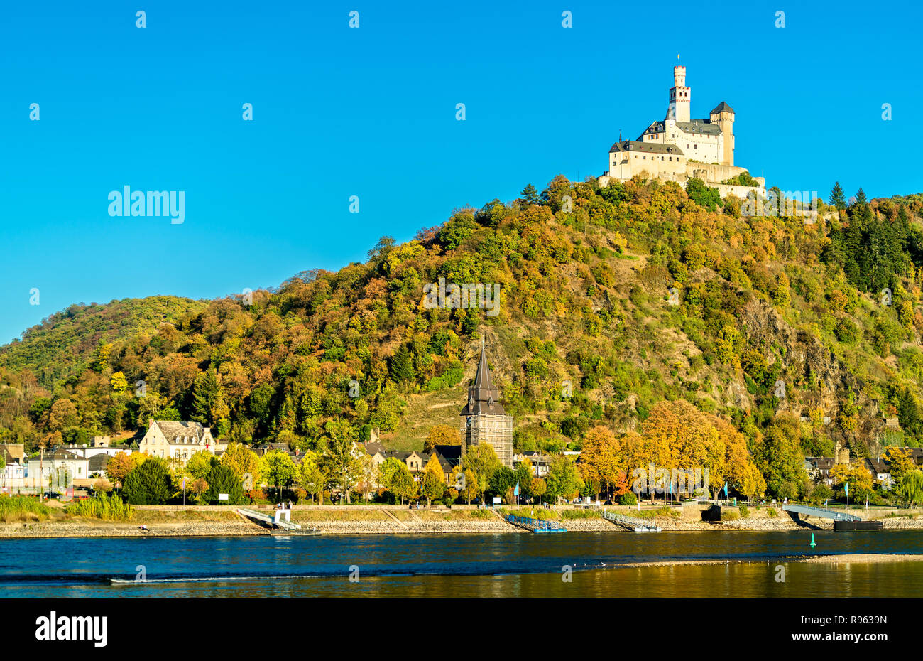 Marksburg rhine valley castle germany -Fotos und -Bildmaterial in hoher ...
