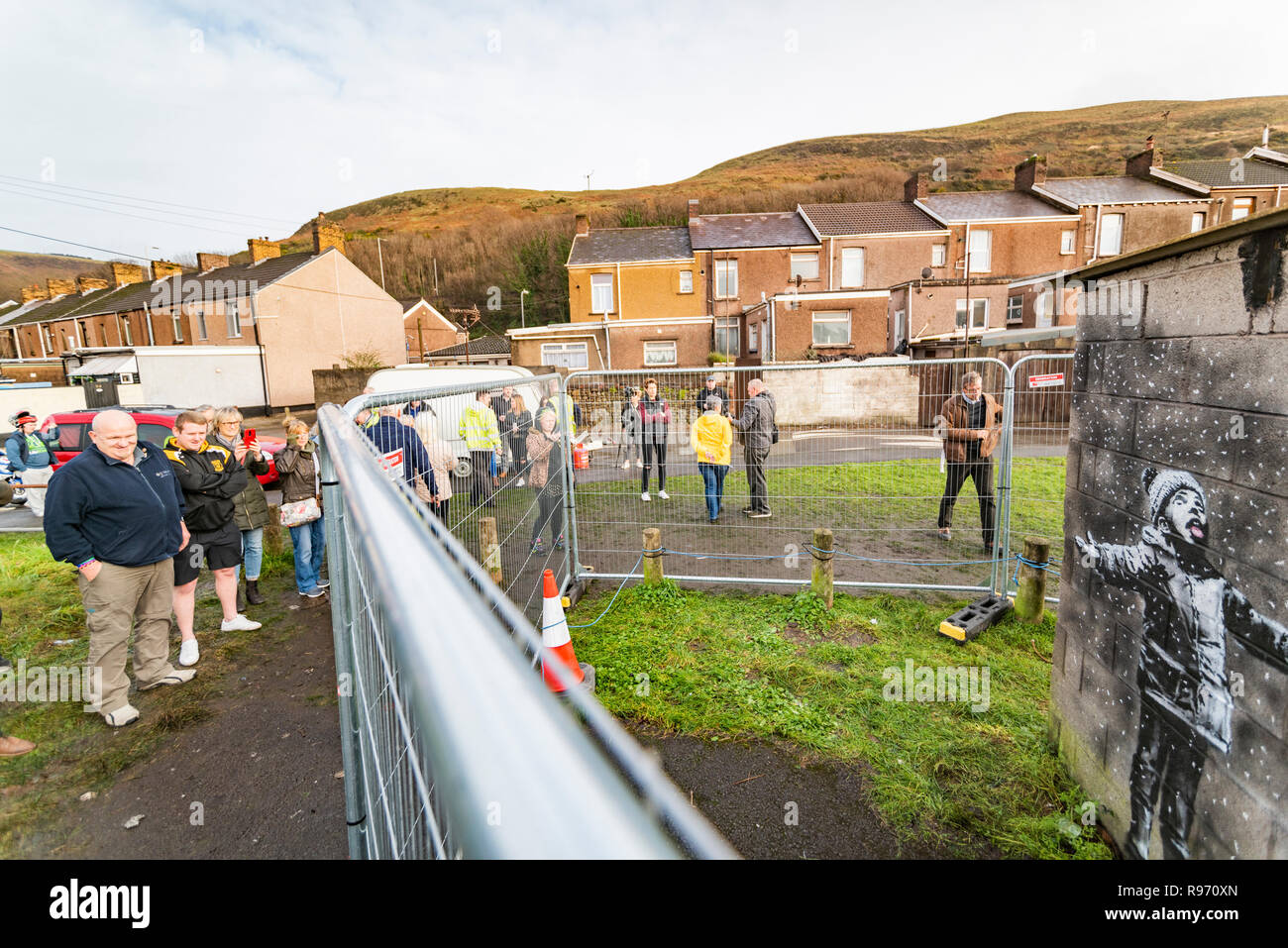 Banksy graffiti wales -Fotos und -Bildmaterial in hoher Auflösung – Alamy