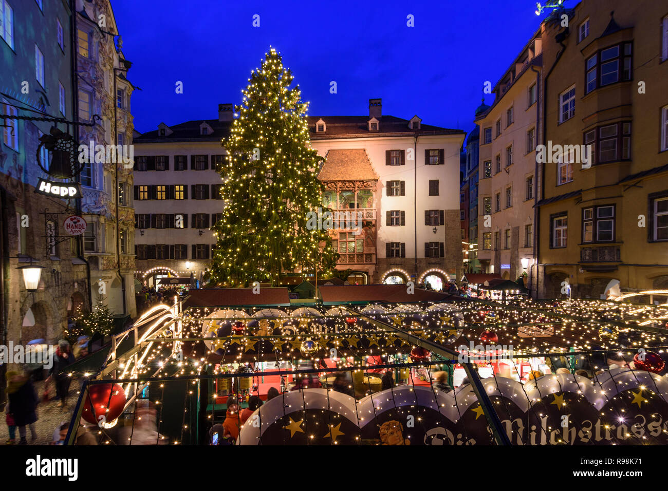 Austria tyrol innsbruck christmas market -Fotos und -Bildmaterial in ...