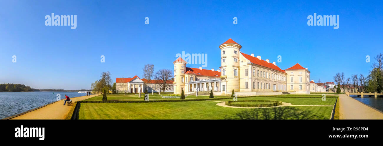 Schloss rheinsberg brandenburg germany -Fotos und -Bildmaterial in ...