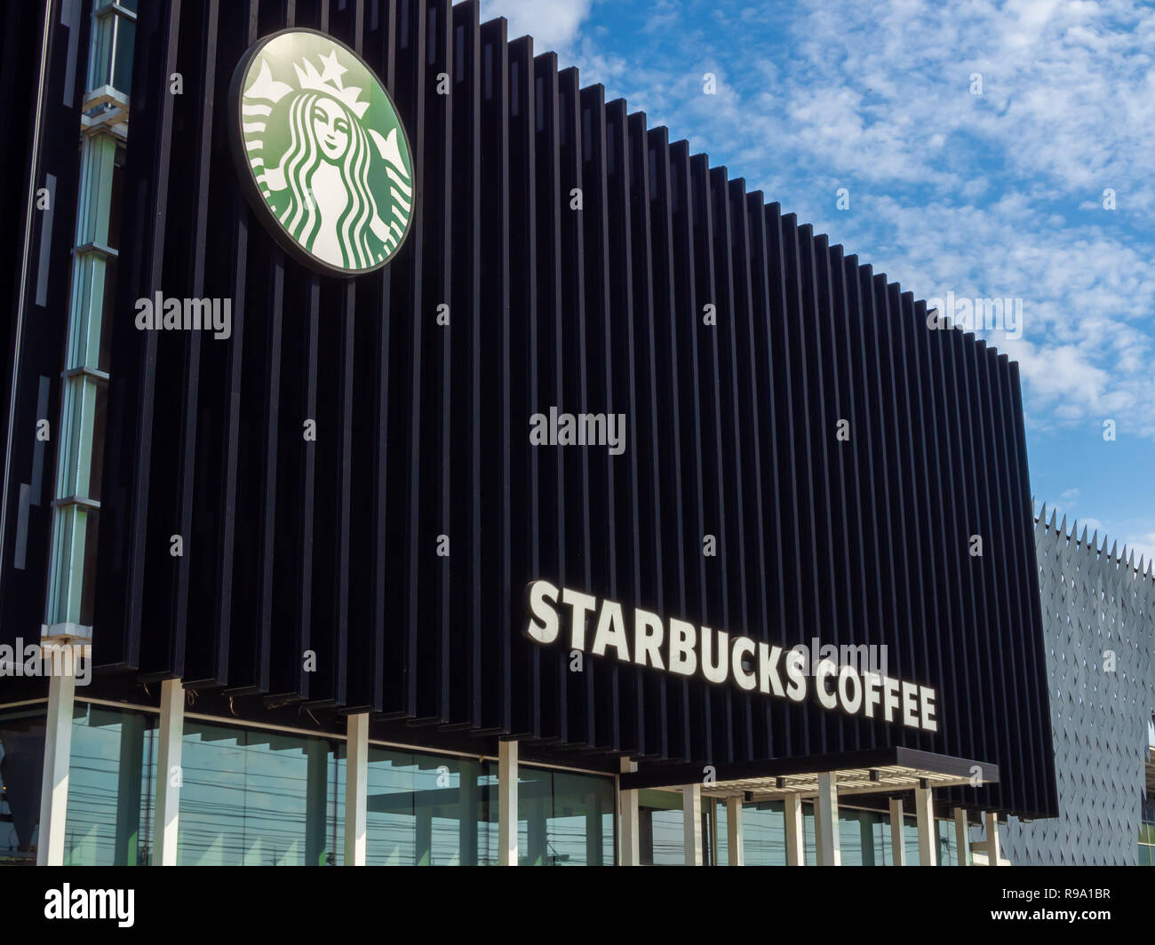 Starbucks autobahn -Fotos und -Bildmaterial in hoher Auflösung – Alamy