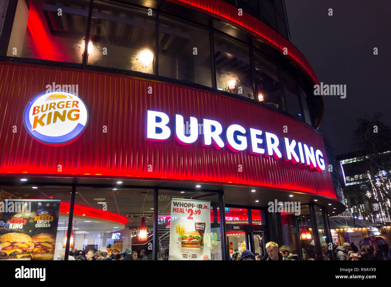Fast food burger king -Fotos und -Bildmaterial in hoher Auflösung – Alamy Fast food burger king -Fotos und -Bildmaterial in hoher Auflösung – Alamy