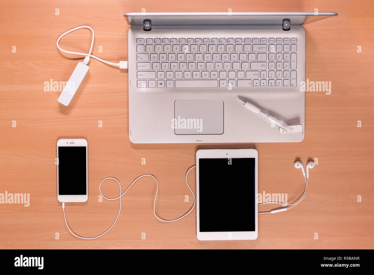 Power laptop -Fotos und -Bildmaterial in hoher Auflösung – Alamy