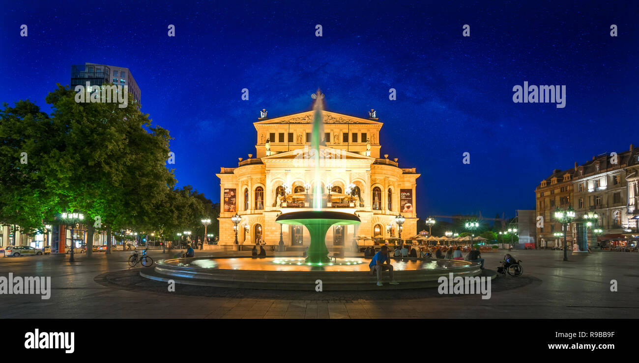Opernplatz, Frankfurt am Main, Deutschland Stockfotografie - Alamy