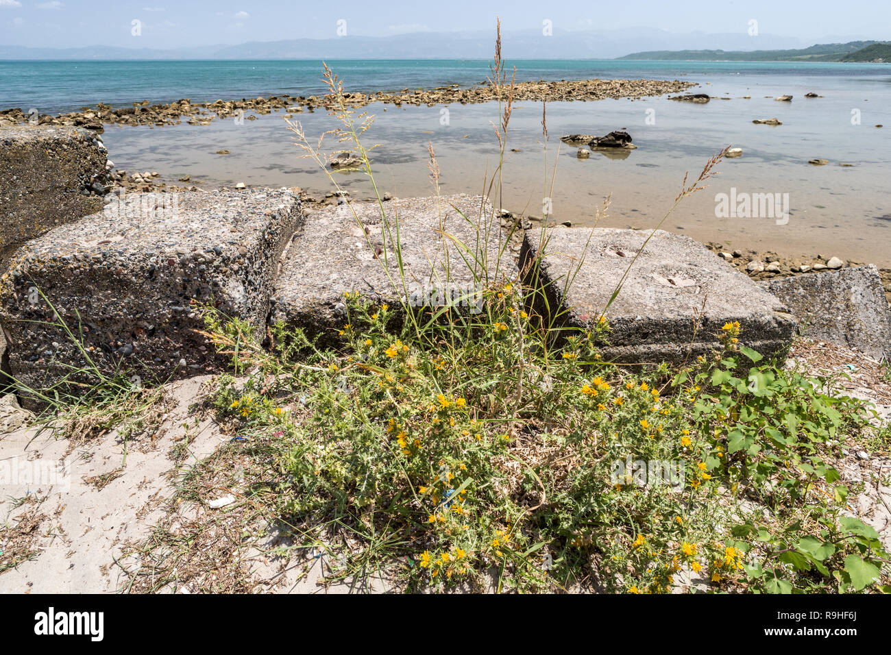 Kap von skanderbeg -Fotos und -Bildmaterial in hoher Auflösung – Alamy