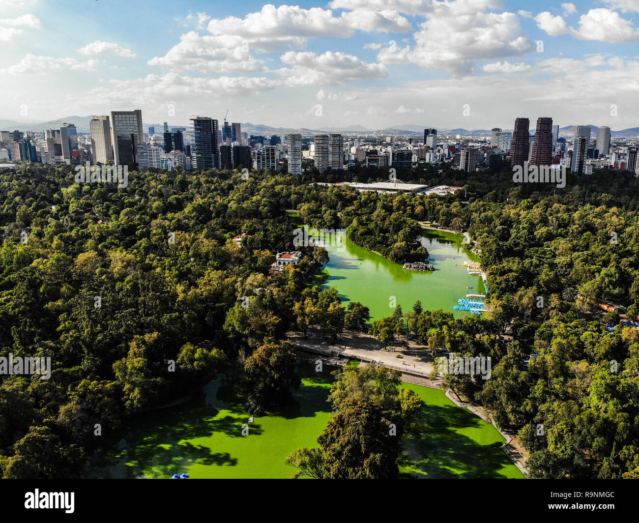 Bosque De Chapultepec Logo Beautiful Cloudy Afternoon Chapultepec