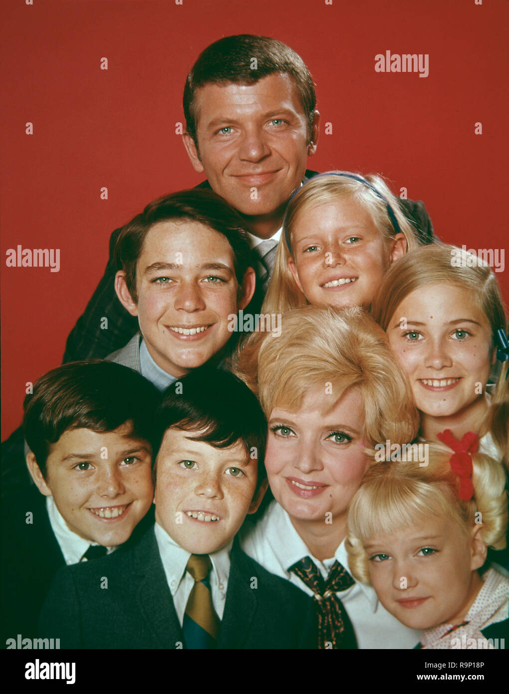 Robert Reed, Eve Plumb, Maureen McCormick, Susan Olsen, Florence ...