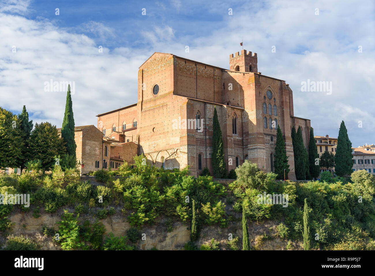 Basilica di San Domenico oder die Basilika Cateriniana ist Basilika ...