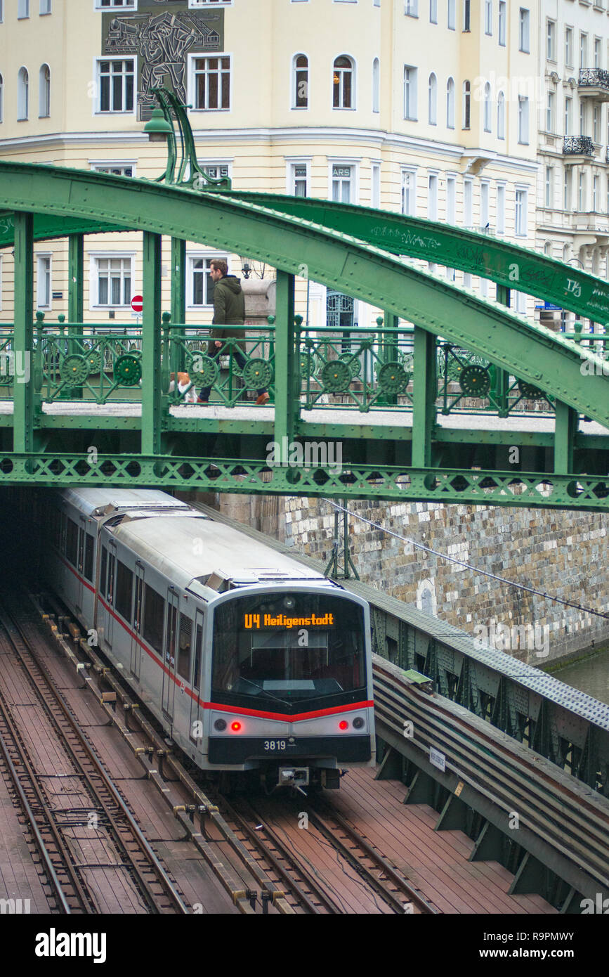U bahn wien -Fotos und -Bildmaterial in hoher Auflösung – Alamy