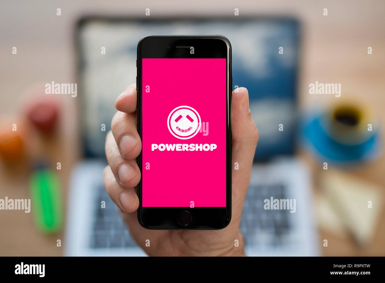 Powershop logo -Fotos und -Bildmaterial in hoher Auflösung – Alamy